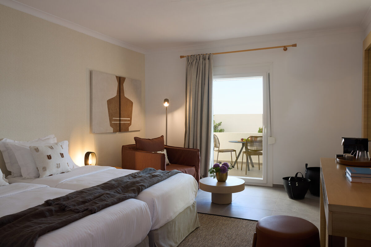 Golden Milos Beach House by Domotel – at Provatas Beach in Milos