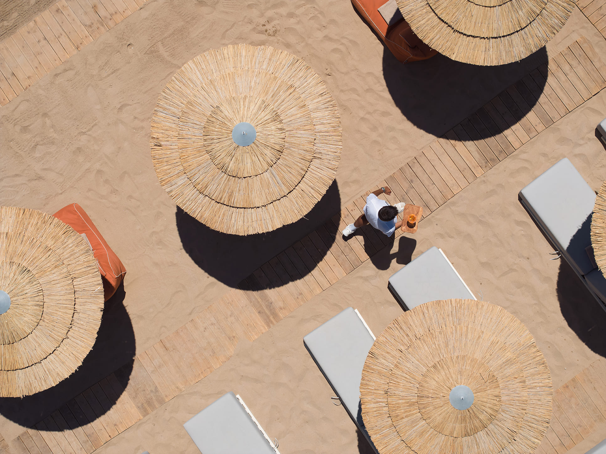 SALTY GOAT BEACH CLUB – Golden Milos Beach House by Domotel